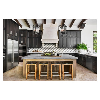 Dramatic Dominion - Mediterranean - Kitchen - Austin - by Carla Royder ...