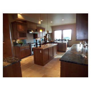 2007 Tour of Homes - Mediterranean - Kitchen - Seattle - by Custom ...