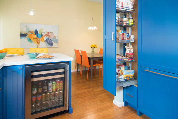 Blue and Aqua Cabinets Make a Splash in a Colorful Kitchen