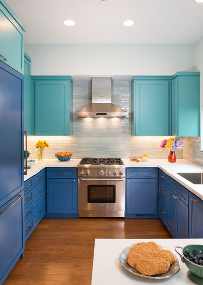 Blue and Aqua Cabinets Make a Splash in a Colorful Kitchen