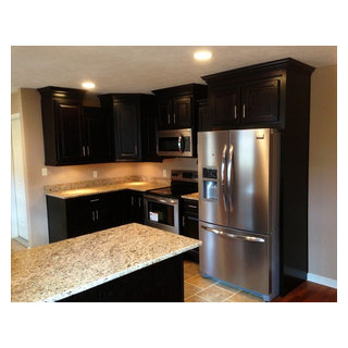 A Black Tie Kitchen - Traditional - Kitchen - Louisville - by Logan ...