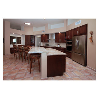 A Classic/Contemporary Kitchen Remodel in Tucson - Contemporary ...