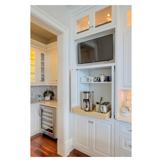 A Classic White Kitchen - Traditional - Kitchen - Other - by Arlene ...