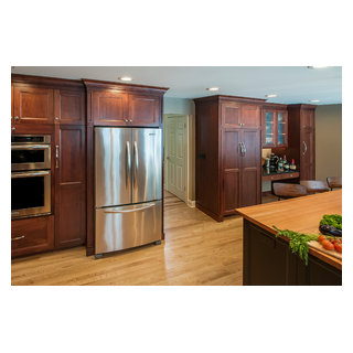 A Cook's Kitchen - Traditional - Kitchen - Boston - by CMC Design ...