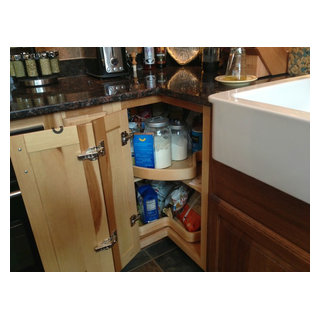 A Kitchen in the Woods - Classique - Cuisine - Louisville - par Logan ...