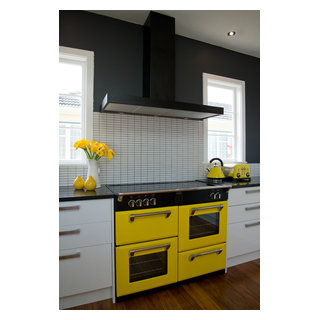 A Moda Kitchen - Moderne - Cuisine - Autres périmètres | Houzz