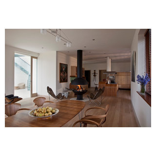 A modern country kitchen - Farmhouse - Kitchen - Hampshire - by Johnny ...