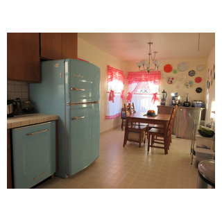 A retro Inspired Big Chill featuring a Big Chill Fridge and Dishwasher ...