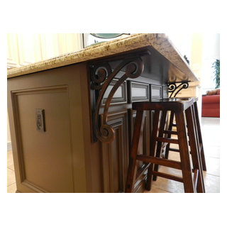 A Touch of Green - Traditional - Kitchen - Houston - by Rhonda Ferguson ...