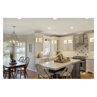 A Traditional Kitchen with a Casual, Beachy Vibe - Traditional ...