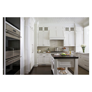 A Vision of White - Kitchen - Other - by Signature Kitchens | Houzz