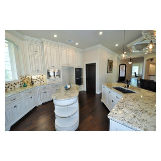 Aaron Tatum Homes - Traditional - Kitchen - Oklahoma City - by Parker ...