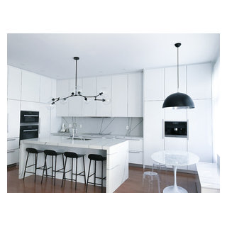 Acrylic White Kitchen - Foxy, Alluring & Cool - Modern - Kitchen ...