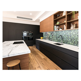 Adam Swanson Chef kitchen. - Romantique - Cuisine - Adélaïde - par ...