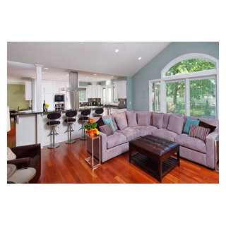 Addition with kitchen and a Wolf Range in Solon Ohio - Contemporary ...