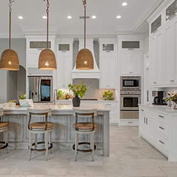 75 Beautiful Beach Style Kitchen Pictures & Ideas | Houzz