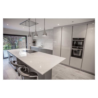Alaska bianca - Modern - Kitchen - London - by Glass & Fusion Ltd | Houzz