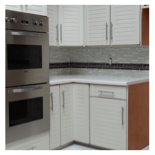 Ali Kitchen Backsplash - Modern - Kitchen - Bridgeport - by Floor Decor ...