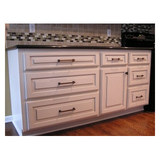 American Federal with Contemporary Flair - Traditional - Kitchen ...