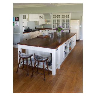 Anmer Hall - Farmhouse - Kitchen - Other - by Naked Kitchens | Houzz