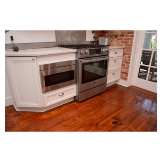 Annapolis, MD Old Row House Kitchen Remodel - Traditional - Kitchen ...