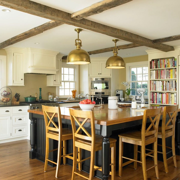 Colonial Kitchen | Houzz