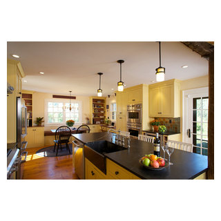 Antique Saltbox Renovation and Expansion - Farmhouse - Kitchen - Boston ...