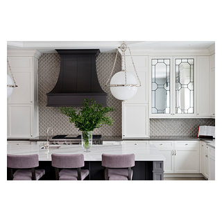 Appleby Place - Traditional - Kitchen - Toronto - by Pizzale Design Inc ...