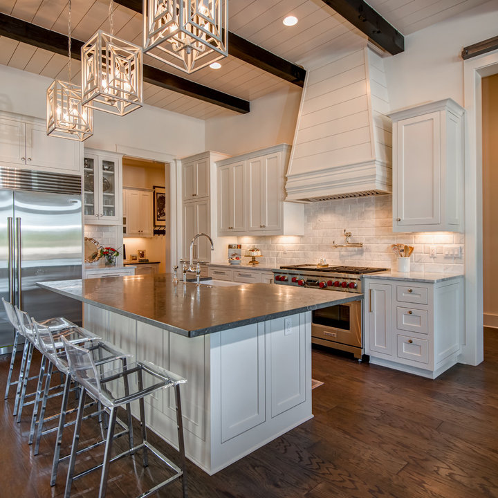 Texas Hill Country Style Home - Photos & Ideas | Houzz