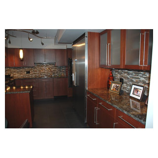 Arlington Luxe High Rise Kitchen - Contemporary - Kitchen - DC Metro ...