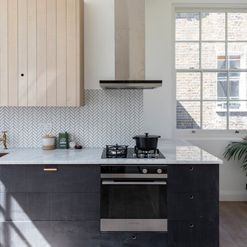 75 Beautiful Small Kitchen Ideas and Designs - April 2022 | Houzz UK