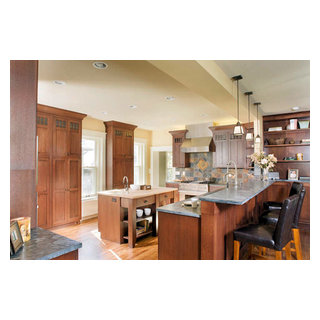 Arts and Crafts kitchen - Traditional - Kitchen - Denver - by Classic ...