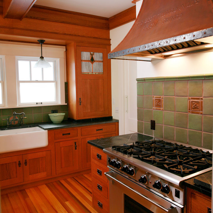 Arts And Crafts Kitchen - Photos & Ideas | Houzz