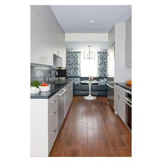 Assisted Living - Beach Style - Kitchen - Los Angeles - by SoCal ...