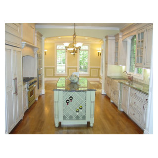 Avanti Gallery - Traditional - Traditional - Kitchen - Chicago - by ...