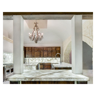 Backlit Miterfolded Quartzite project - Modern - Kitchen - New Orleans ...