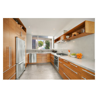 Backyard House - Modern - Kitchen - Seattle - by Ambrose Construction ...