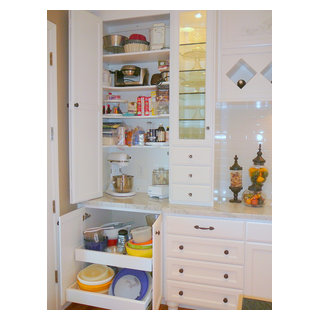 Bake center - Traditional - Kitchen - Sacramento - by Design Classics ...