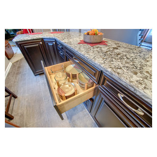 Ballston Spa Kitchen - Traditional - Kitchen - New York - by KBC Design ...