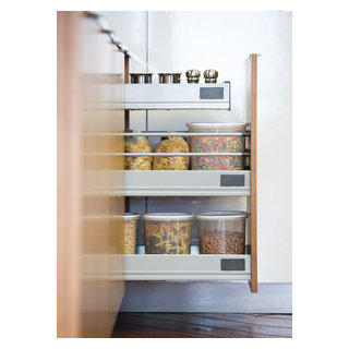 Base Pull Out Spice - Contemporary - Kitchen - Seattle - by User | Houzz
