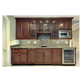 Basement finish - Traditional - Kitchen - Toronto - by AGM Renovations ...