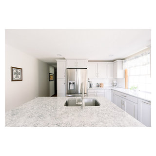 Batavia Kitchen Remodel - Kitchen - Cincinnati - by Siegel Design ...