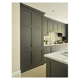 Battersea Kitchen - Transitional - Kitchen - London - by Brayer Design ...