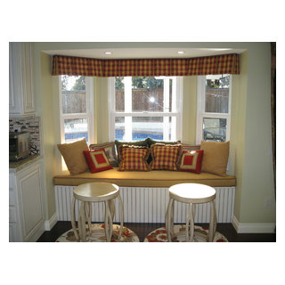 Bay Window Valances - Traditional - Kitchen - San Diego - by Home Vogue ...