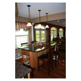 Bayville Kitchen - Traditional - Kitchen - New York - by Cindy Kelly ...