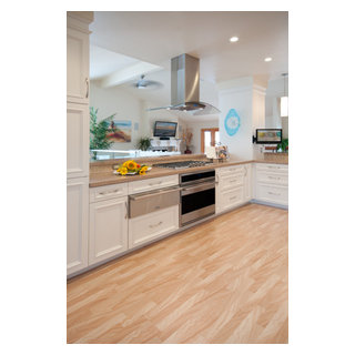 "Beach Bling" kitchen - Beach Style - Kitchen - San Diego - by RZ ...