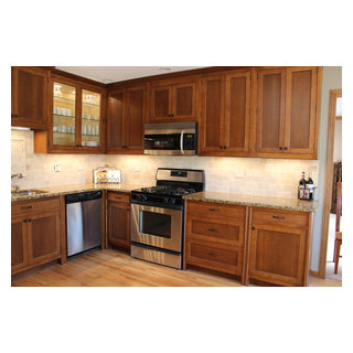 Beautiful maple kitchen o a tight budget. - Traditional - Kitchen ...