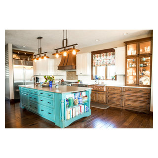 Beautiful Tri-color Kitchen - Southwestern - Kitchen - Indianapolis ...