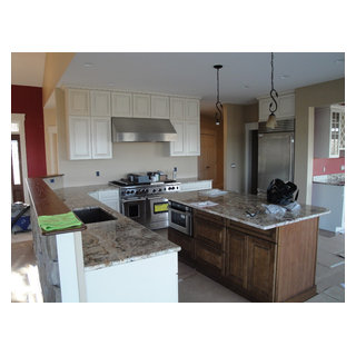 Bellini Kitchen - Traditional - Kitchen - Portland Maine - by Lapointe ...