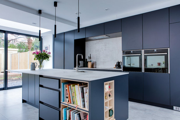 21 Navy Kitchens Packed With Character | Houzz NZ